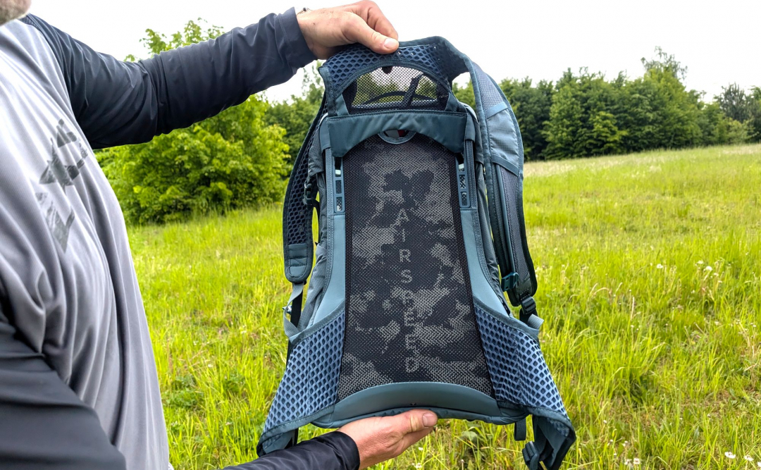 Test: Osprey Syncro 12 - osvědčený batoh v novém kabátě | DoleKOP.COM