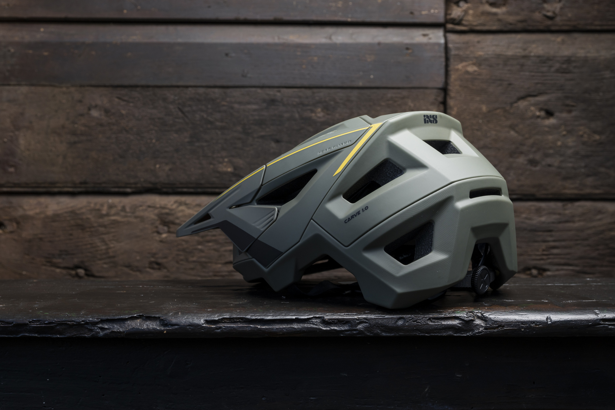 Test: přilba iXS Carve 1.0 MIPS - přichází s unikátní technologií, ale ...
